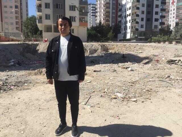 Deprem günü nöbet değiştiren sağlık çalışanı hayatta kaldı, ailesi yok ...