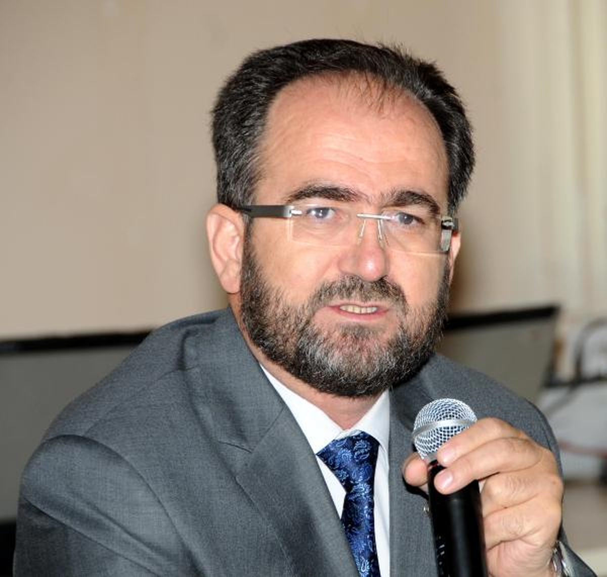 YÖK üyesi Prof.Dr.Hatipoğlu:Aslolan Milletle Buluşmaktır - Haberler