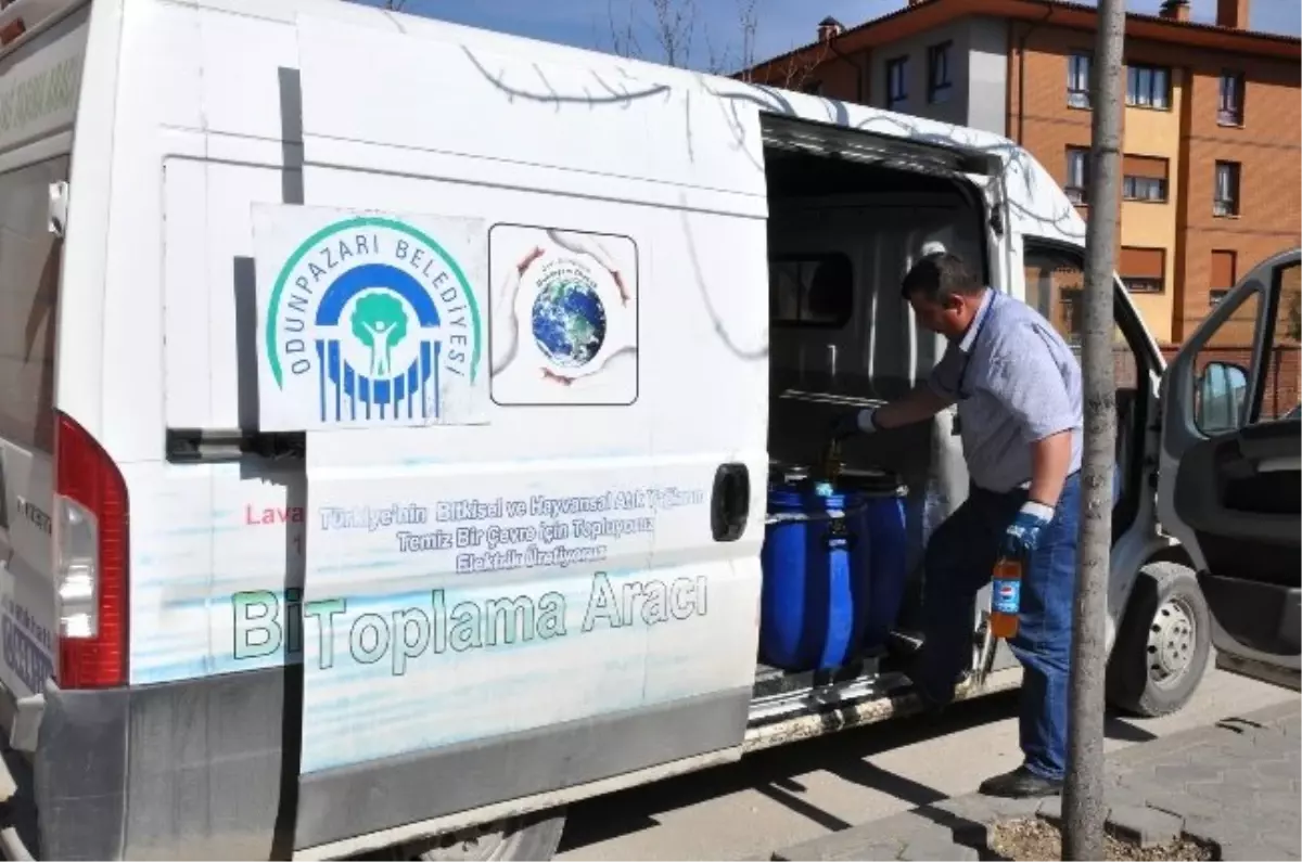 Odunpazarı Belediyesi'nden 'Atık Yağ Toplama' Çalışması - Haberler Odunpazarı Belediyesi'nden 'Atık Yağ Toplama' Çalışması - Haberler