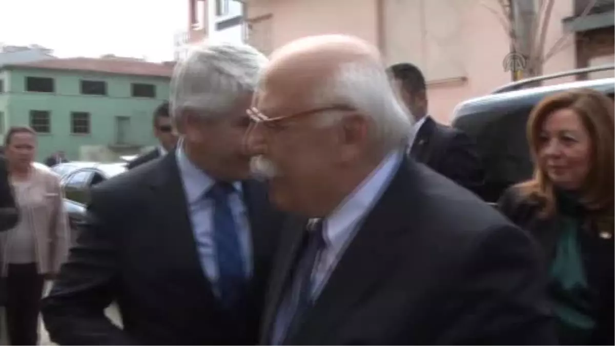 Milli Eğitim Bakanı Avcı, türkü söyledi - - Haberler