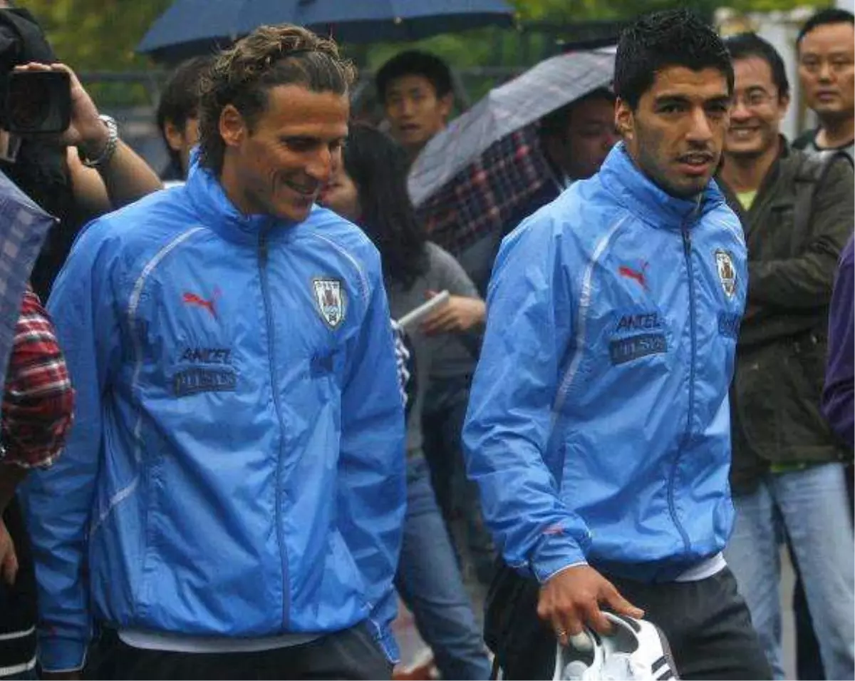 Forlan: Suarez Real Madrid'i Geri Çevirecek - Haberler