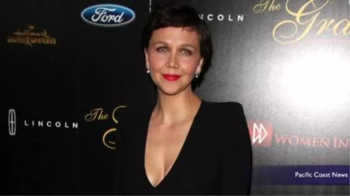 37 Year Old Maggie Gyllenhaal Too Old To Play 55 Year Olds Love