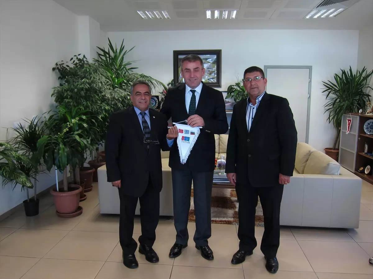 Trakya Gümrük ve Ticaret Bölge Müdür Vekili Ocak'a Ziyaret - Haberler Trakya Gümrük ve Ticaret Bölge Müdür Vekili Ocak'a Ziyaret - Haberler