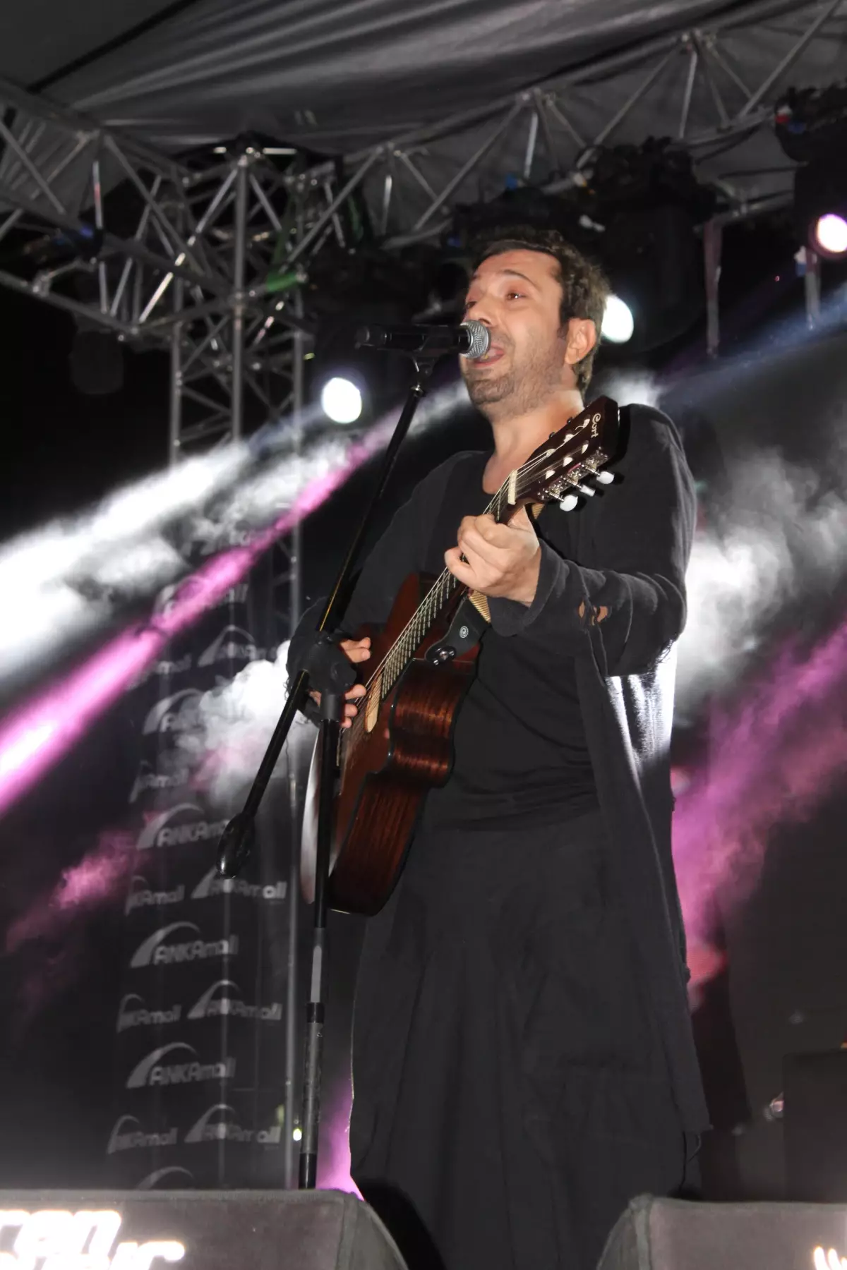 Halil Sezai'den Yeni Albüm Müjdesi - Haberler