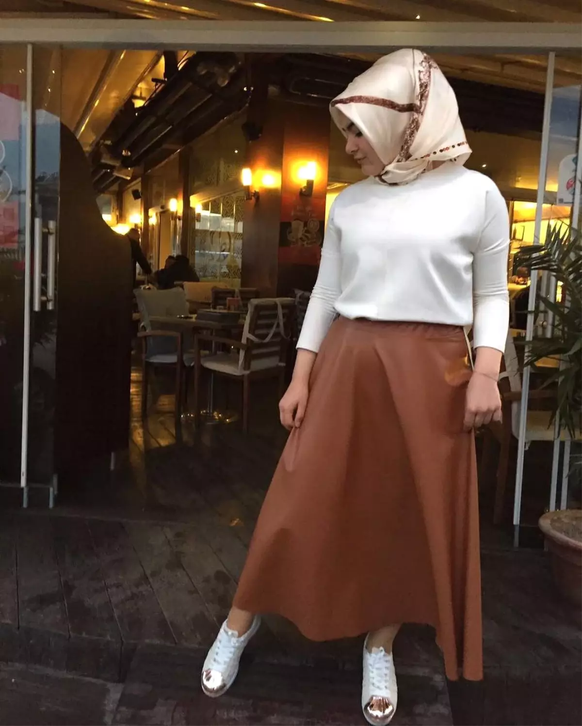 Gelin Adayı Hanife, Her Fotoğrafından Para Kazanıyor - Haberler