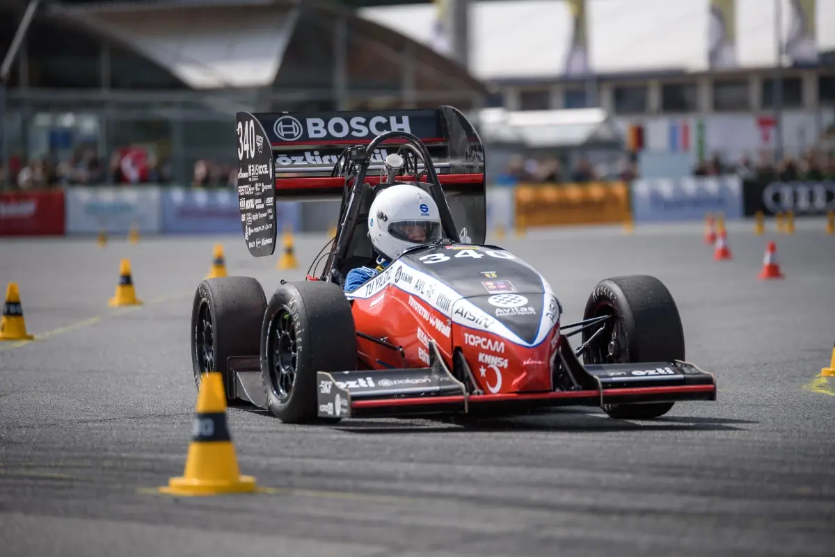 Yıldız Teknik Öğrencileri Formula Student'ta Vites Artırdı! - Haberler