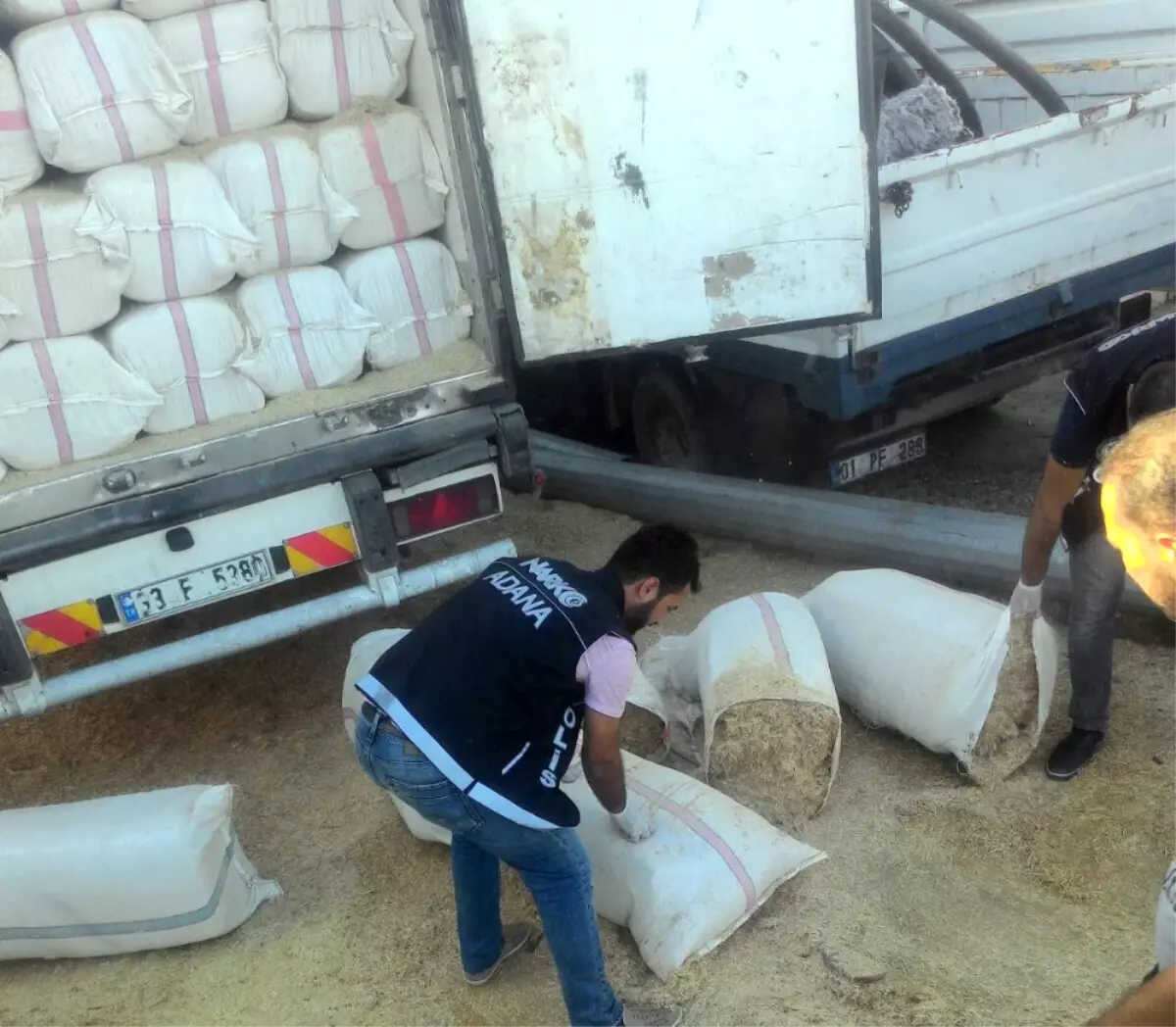 Saman Yüklü Tırdan Çıktı: Tam 290 Kilo ! - Haberler
