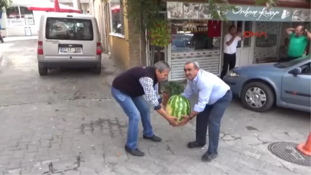 Çanakkale 25 Kiloluk Dev Karpuz Şaşırttı - Haberler