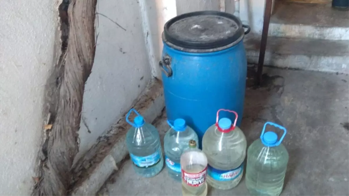 380 Litre Kaçak Rakı Ele Geçirildi - Haberler