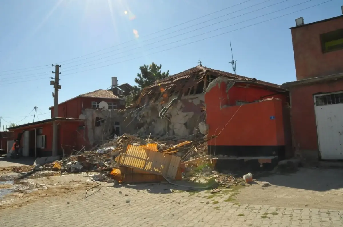 Akşehir Genelevi Yıkıldı - Haberler