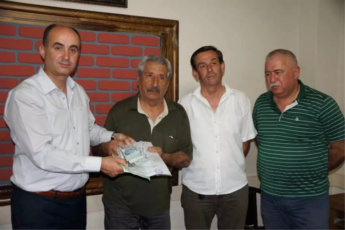 Yumurtayı Aldı, Para Dolu Poşeti Otobüste Bıraktı - Haberler Yumurtayı Aldı, Para Dolu Poşeti Otobüste Bıraktı - Haberler