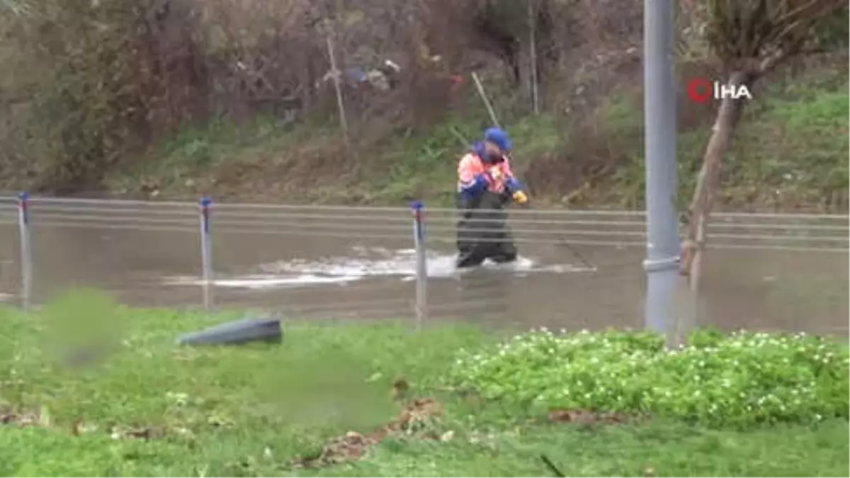 Florya Sahil Yolunu Su Bastı - Haberler