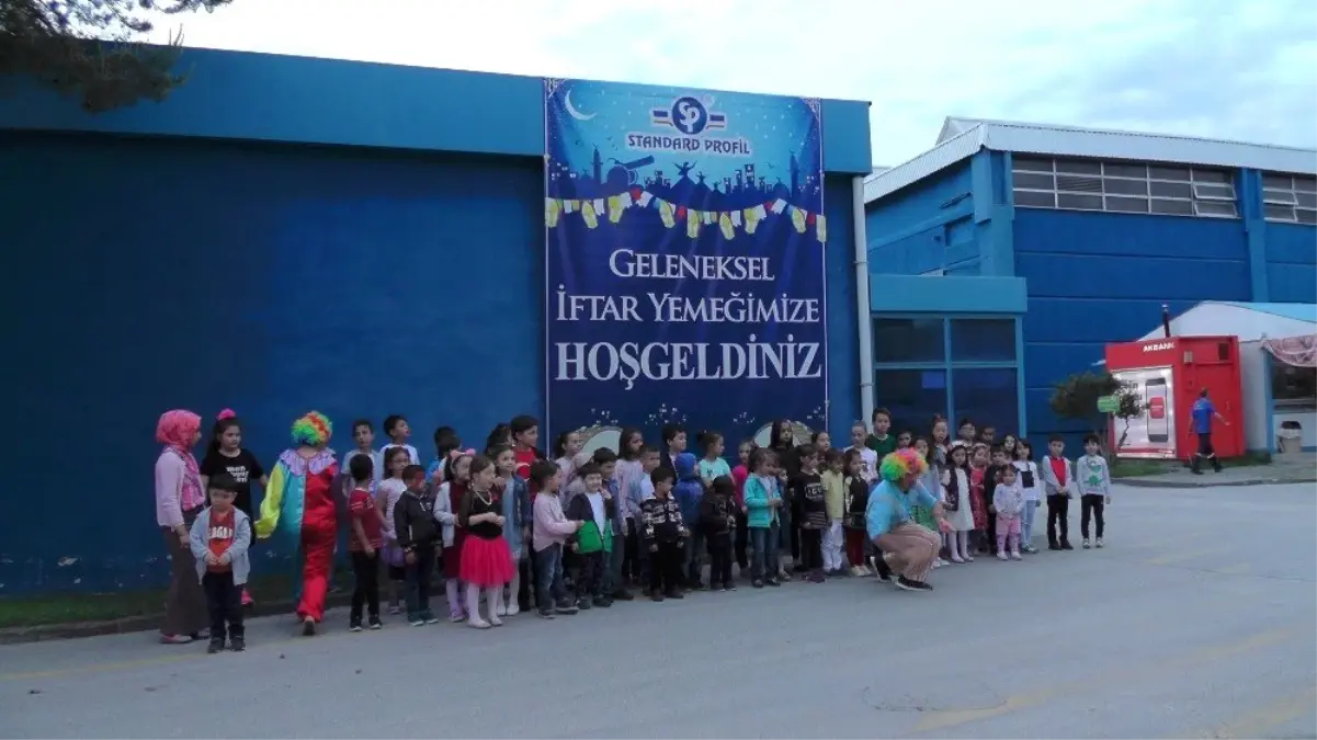 Standard Profil ailesi iftarlarda buluştu - Haberler