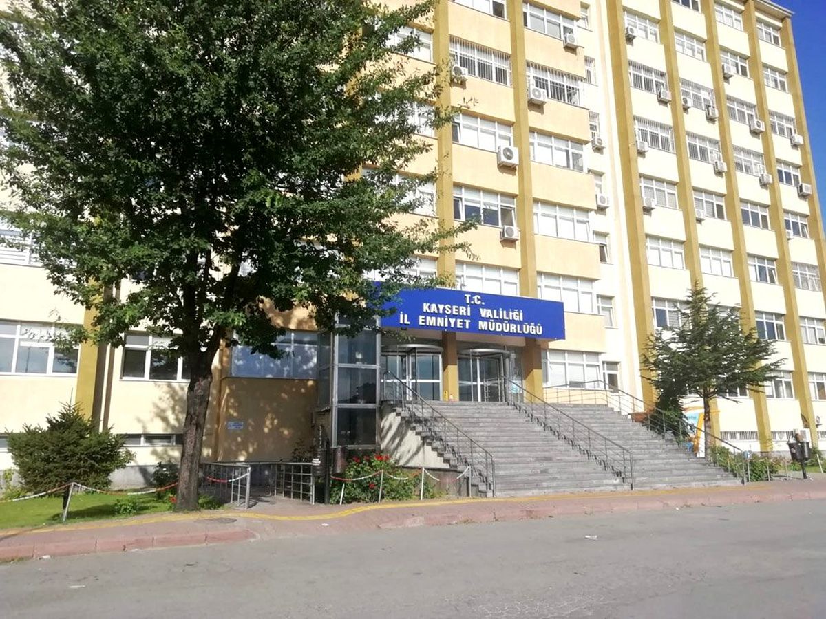 Yeni oluşum içerisindeki FETÖ üyelerine darbe - Haberler