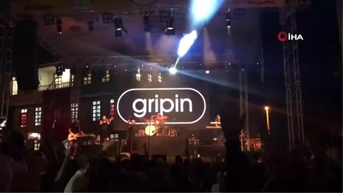 Gripin, hayranlarını coşturdu - Haberler