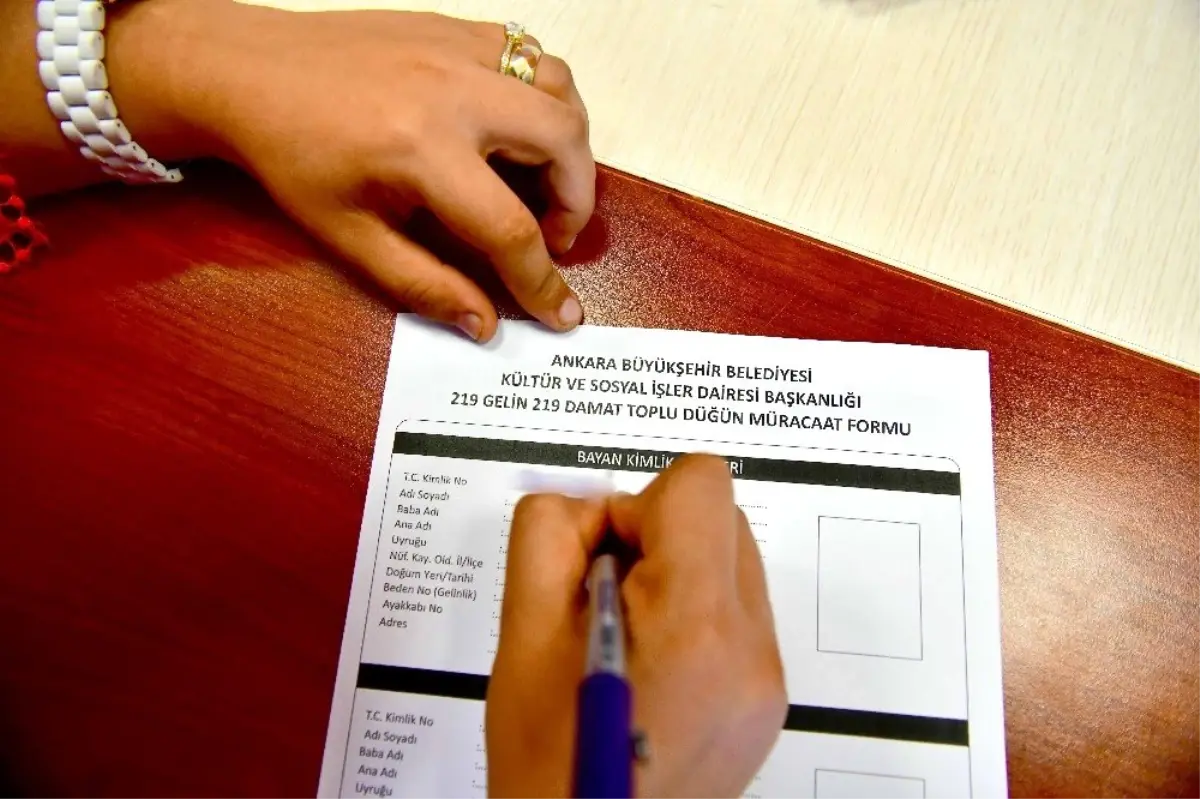 Büyükşehir Belediyesi toplu nikah töreni için başvuru kayıtları devam ... Büyükşehir Belediyesi toplu nikah töreni için başvuru kayıtları devam ...