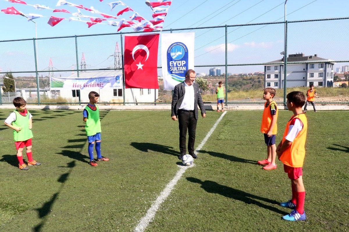 Şair Nabi öğrencileri yeni spor sahasına kavuştu - Haberler