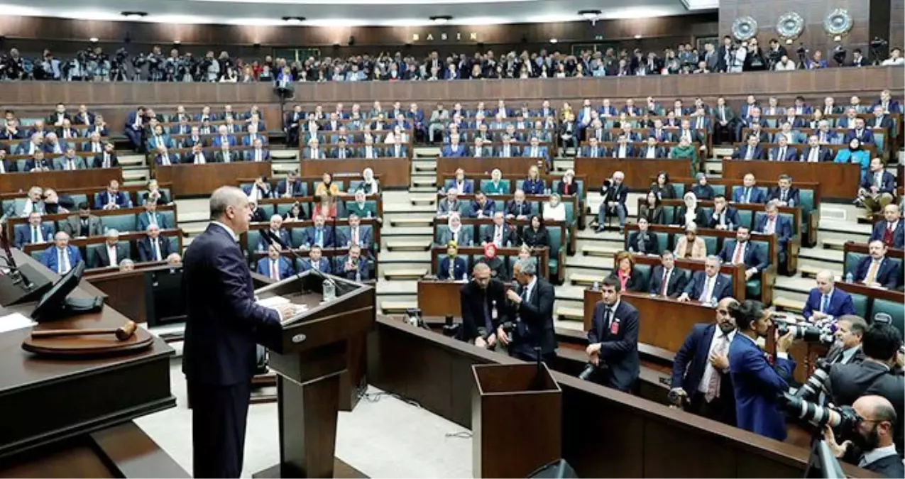 Danışmanlarına yer tutturamayan AK Partili vekiller, grup toplantısına ...