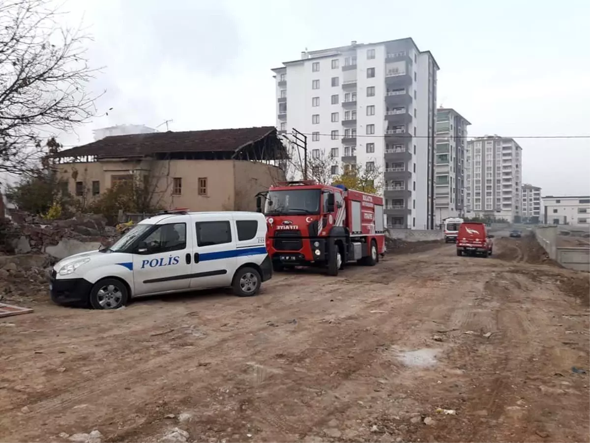 Tecde'de ev yangını - Haberler