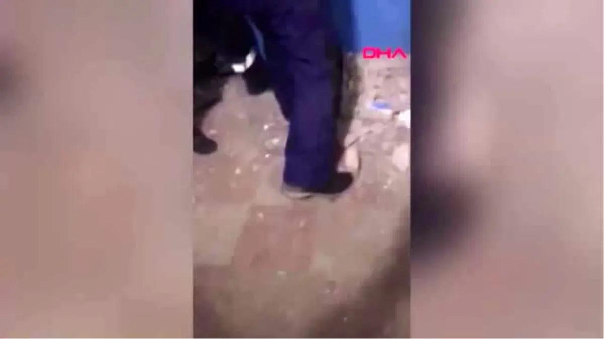 10'uncu kattan havalandırma boşluğuna düşerek sıkıştı, böyle kurtarıldı ... 10'uncu kattan havalandırma boşluğuna düşerek sıkıştı, böyle kurtarıldı ...