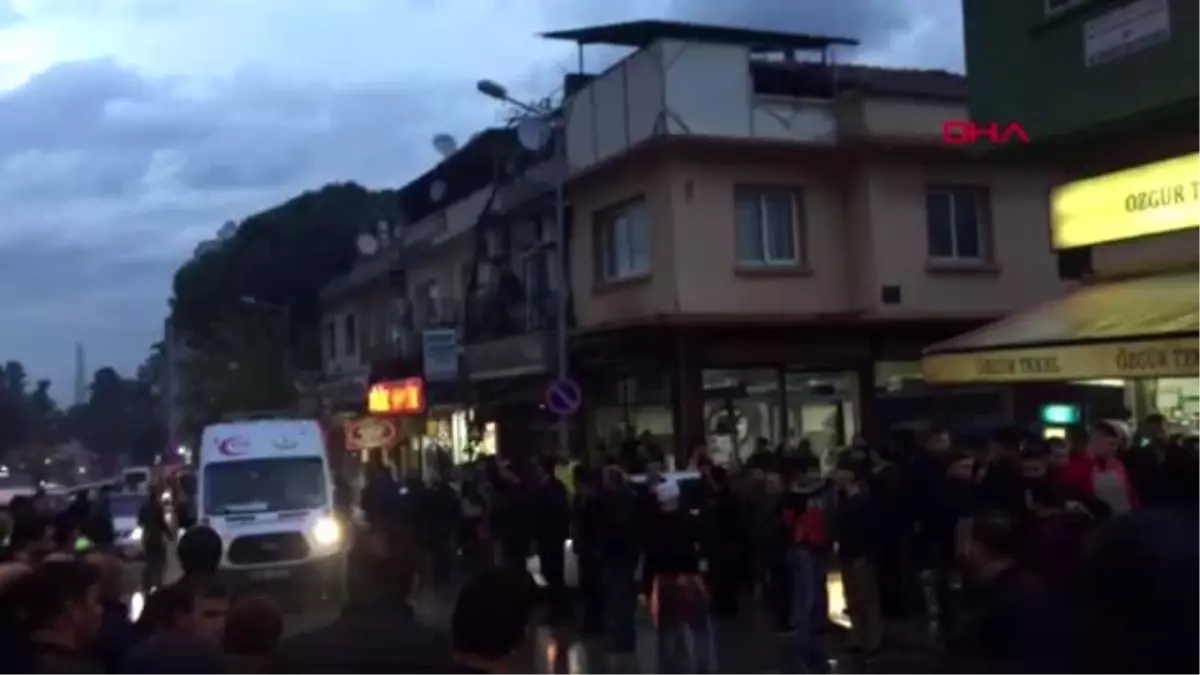 İzmir tire'de 29 yaşındaki genç, sokak ortasında öldürüldü - Haberler İzmir tire'de 29 yaşındaki genç, sokak ortasında öldürüldü - Haberler