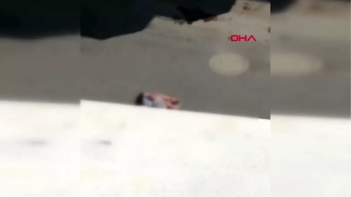 Ayrıldığı eşi 7 yaşındaki kızının gözü önünde vurup sakat bıraktı ... Ayrıldığı eşi 7 yaşındaki kızının gözü önünde vurup sakat bıraktı ...