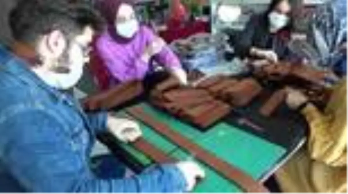 Sağlık çalışanları ve örtülü kadınlar için özel maske bandı - Haberler