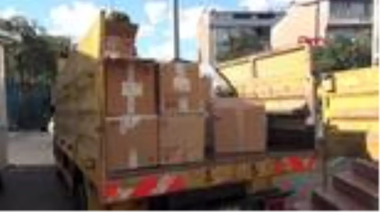 Son dakika haberi... ESENYURT'TA OPERASYON, 48 KOLİ SAHTE PARFÜM ELE ...