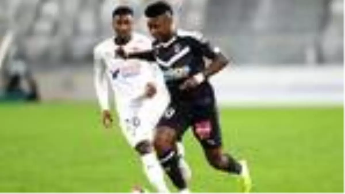 Samuel Kalu kimdir? Samuel Kalu kaç yaşında, aslen nereli, mevkisi ne ...