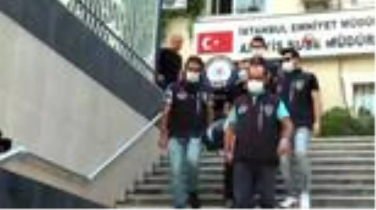 Son dakika haberleri | FETÖ'nün firari spikeri Erkan Akkuş adliyeye ...