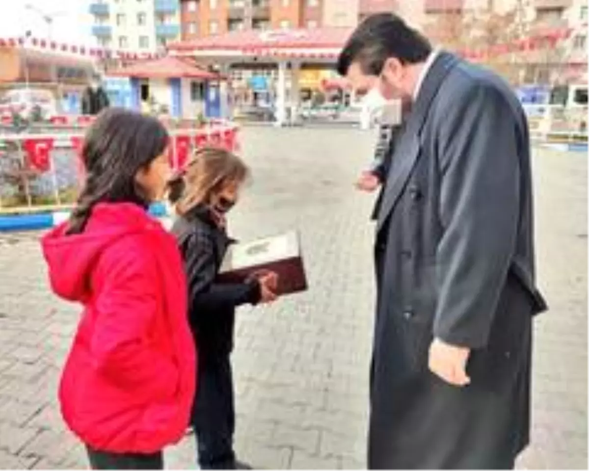 Savcı Sayan'dan Evin'e doğum günü sürprizi - Haberler Savcı Sayan'dan Evin'e doğum günü sürprizi - Haberler