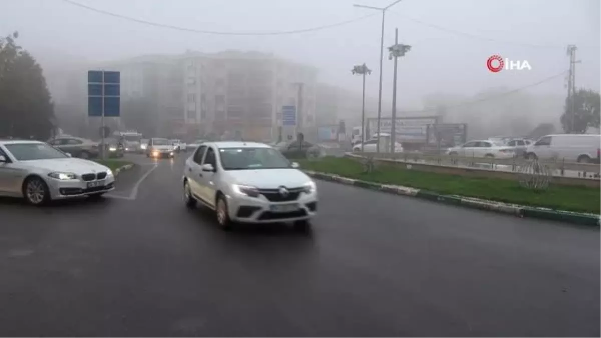 Trakya'da etkili olan yoğun sis sürücülere zor anlar yaşattı - Haberler Trakya'da etkili olan yoğun sis sürücülere zor anlar yaşattı - Haberler