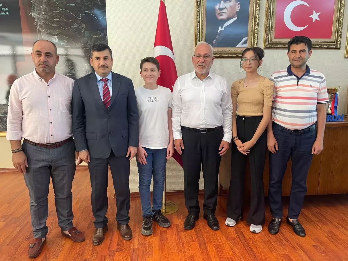 LGS'den tam puan alan öğrenciler başarılarını düzenli çalışmaya borçlu ... LGS'den tam puan alan öğrenciler başarılarını düzenli çalışmaya borçlu ...
