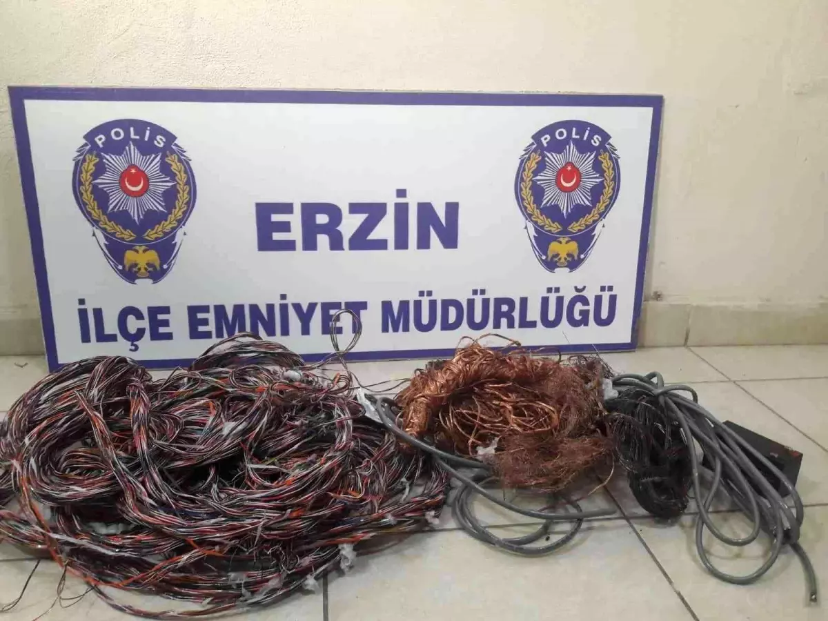 Hatay haberi... Erzin'de hırsızlık şüphelisi 3 kişi yakalandı - Haberler