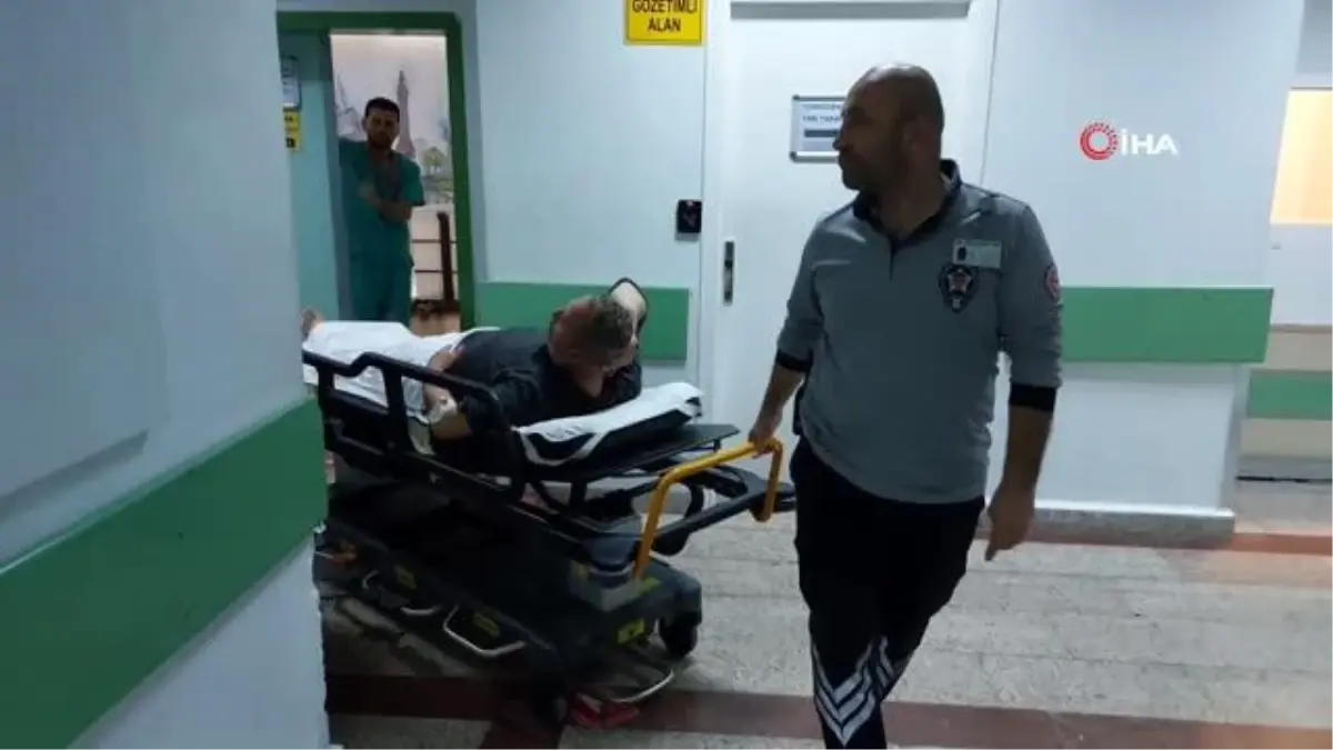 Boşanma aşamasındaki çiftin aileleri birbirine girdi, kavga hastane ... Boşanma aşamasındaki çiftin aileleri birbirine girdi, kavga hastane ...