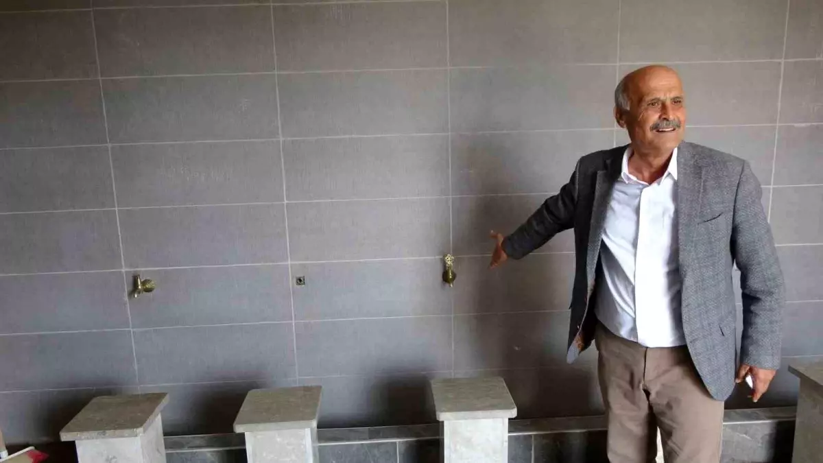 İnşaat halindeki caminin musluklarını çaldılar - Haberler İnşaat halindeki caminin musluklarını çaldılar - Haberler
