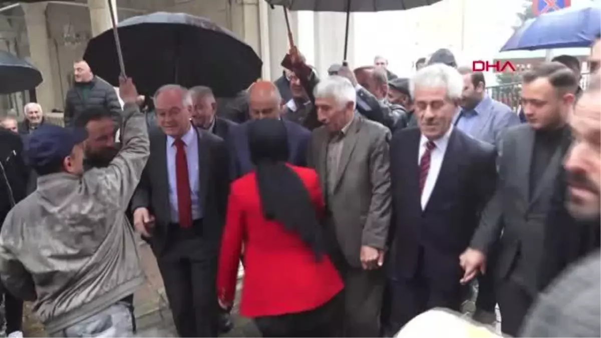 BAKAN KARAİSMAİLOĞLU TÜRKİYE'DE İKİ ŞEY BİTMEZ; BİR AK PARTİ'NİN ... BAKAN KARAİSMAİLOĞLU TÜRKİYE'DE İKİ ŞEY BİTMEZ; BİR AK PARTİ'NİN ...