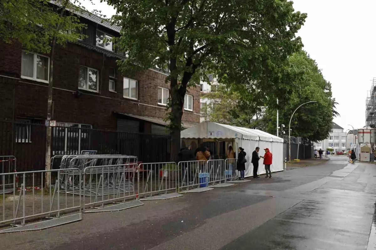 Almanya'da oy verme işlemi tamamlandı, oylar Türkiye'ye gönderiliyor ...