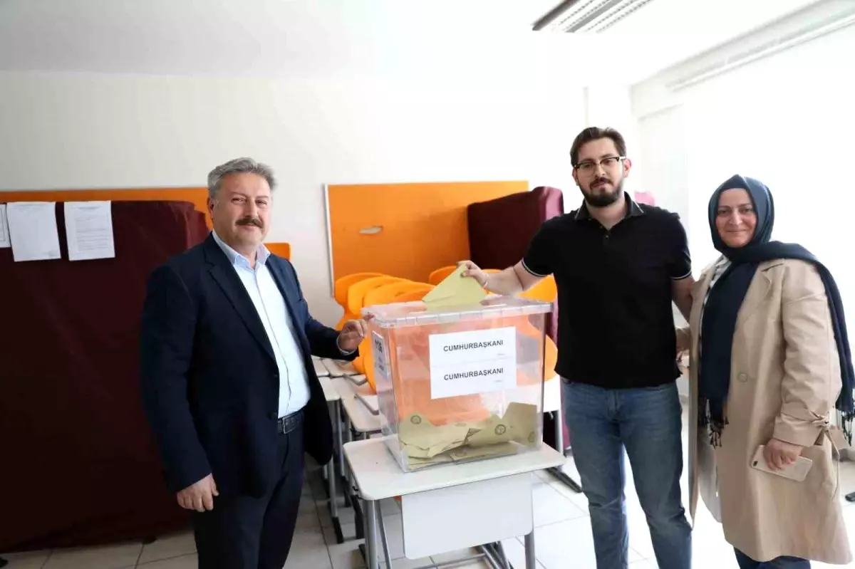 Melikgazi Belediye Başkanı Dr. Palancıoğlu oyunu kullandı - Haberler Melikgazi Belediye Başkanı Dr. Palancıoğlu oyunu kullandı - Haberler