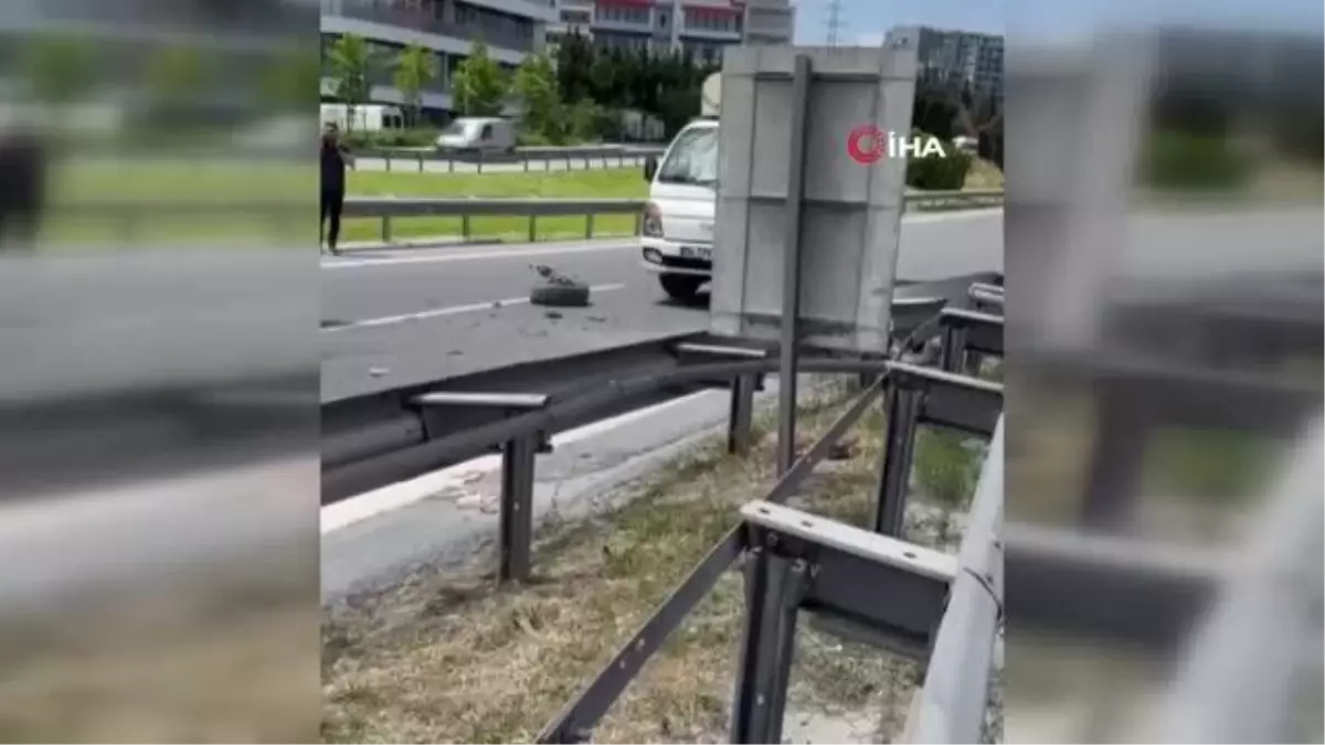 Basın Ekspres Yolu'nda Emniyet Kemeri Takmayan Sürücü Feci Kaza Yaptı ... Basın Ekspres Yolu'nda Emniyet Kemeri Takmayan Sürücü Feci Kaza Yaptı ...