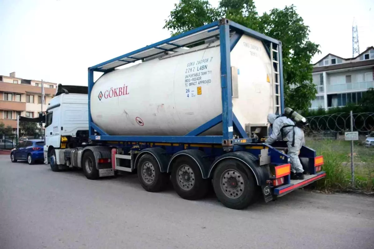 Kocaeli'de Tankerden Gaz Sızıntısı İhbarı - Haberler Kocaeli'de Tankerden Gaz Sızıntısı İhbarı - Haberler