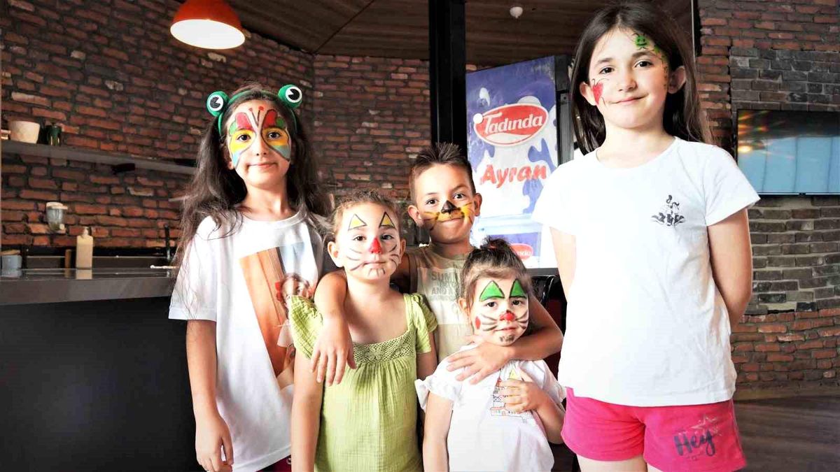 Keçiören Hanımlar Lokali'nde Minik Çocuklara Yüz Boyama Etkinliği ...