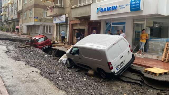 Selin vurduğu Samsun'dan gelen görüntüler yaşanan felaketin vahametini ... Selin vurduğu Samsun'dan gelen görüntüler yaşanan felaketin vahametini ...