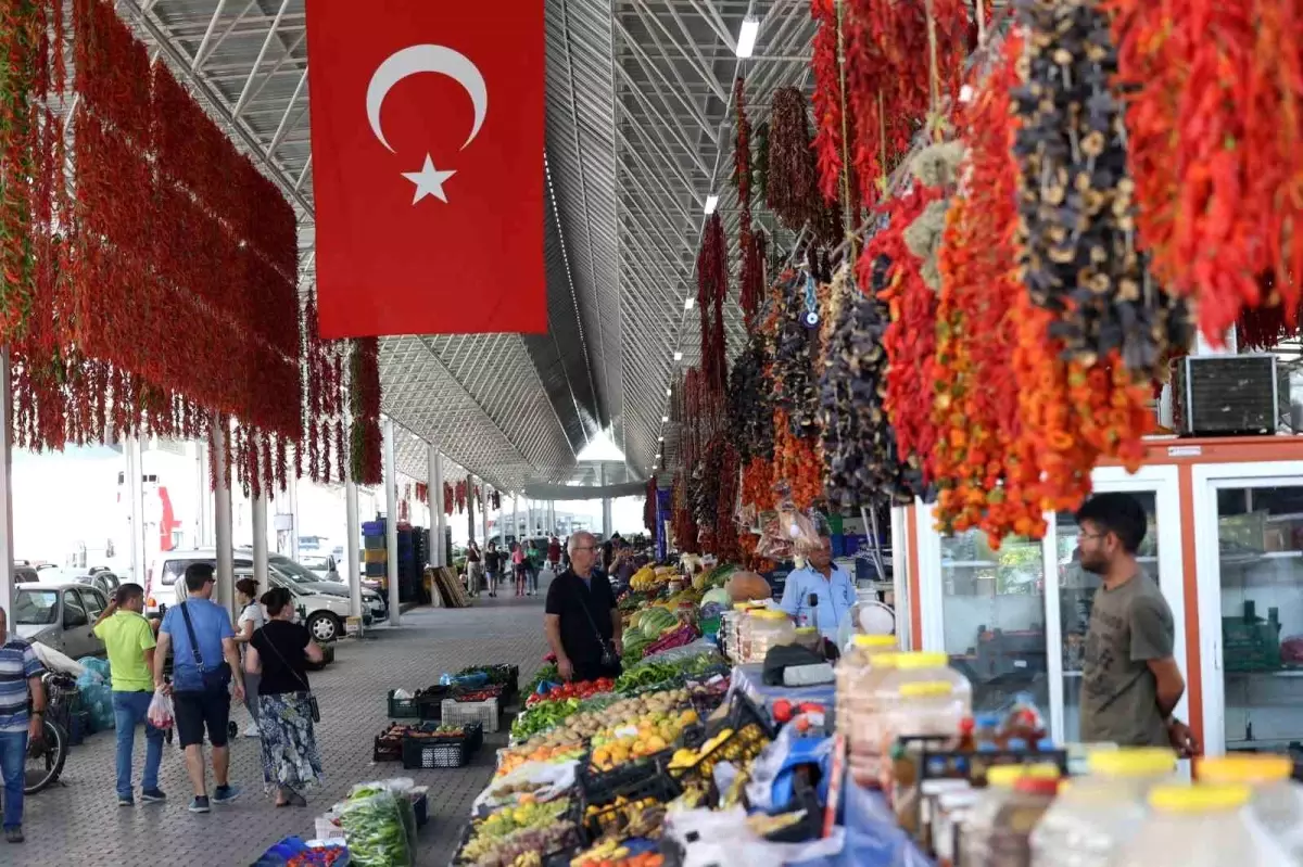 Muğla'da Manavlar Tarafından Askıda Kurutulan Sebzeler Yurt Dışında da ...