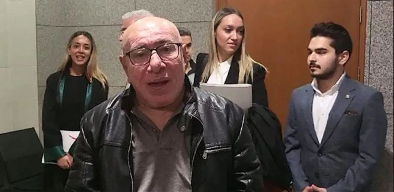 İlyas Salman, Cumhurbaşkanına hakaret suçlamasıyla hakim karşısına ... İlyas Salman, Cumhurbaşkanına hakaret suçlamasıyla hakim karşısına ...