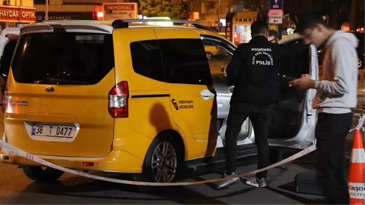 Kayseri'de ilginç olay! Bindiği takside yanlışlıkla kendini vurdu ...