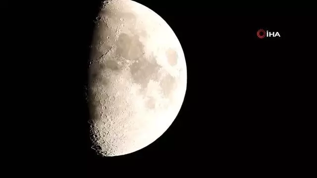 Hatay'da yarım ay görsel şöleni