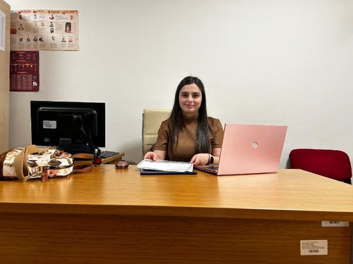 Depremde bacağını kaybeden doktora öğrencisi protezle ayağa kalktı ...