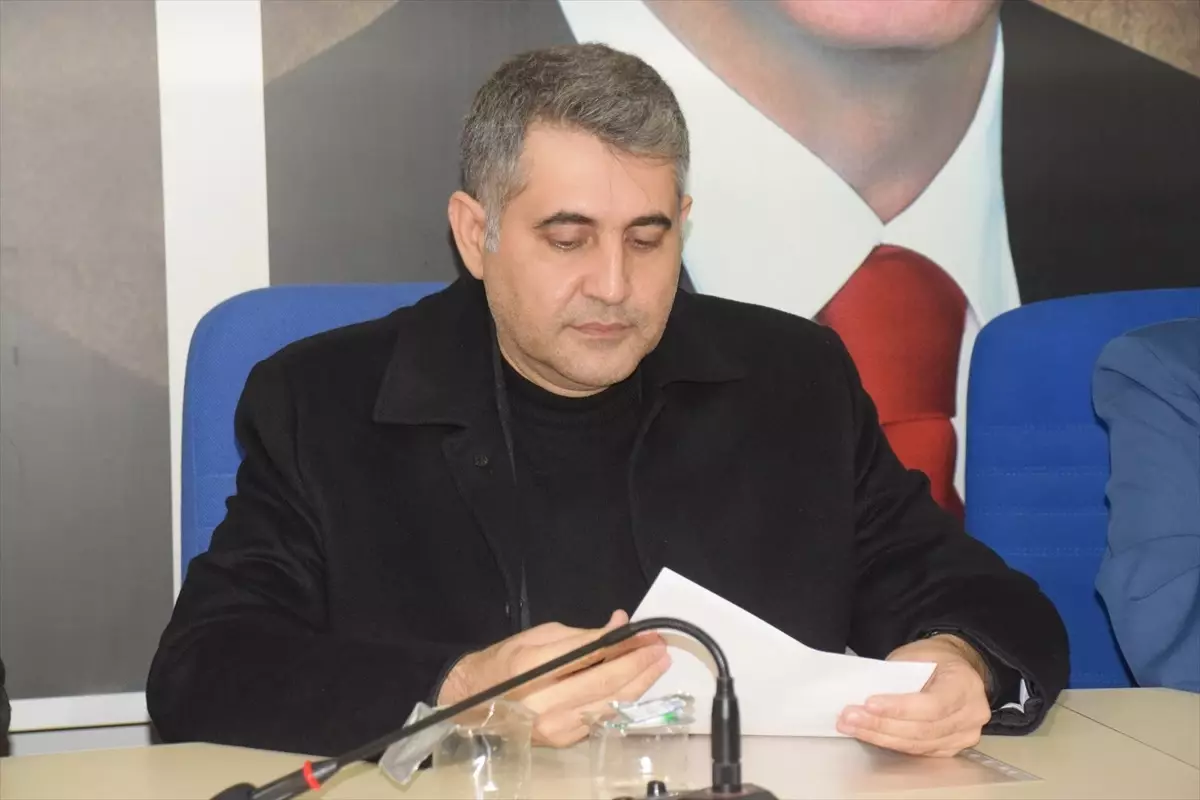 AK Parti Batman Belediye Başkan Adayı Adil Sebati Ceylan, İl Kadın ...