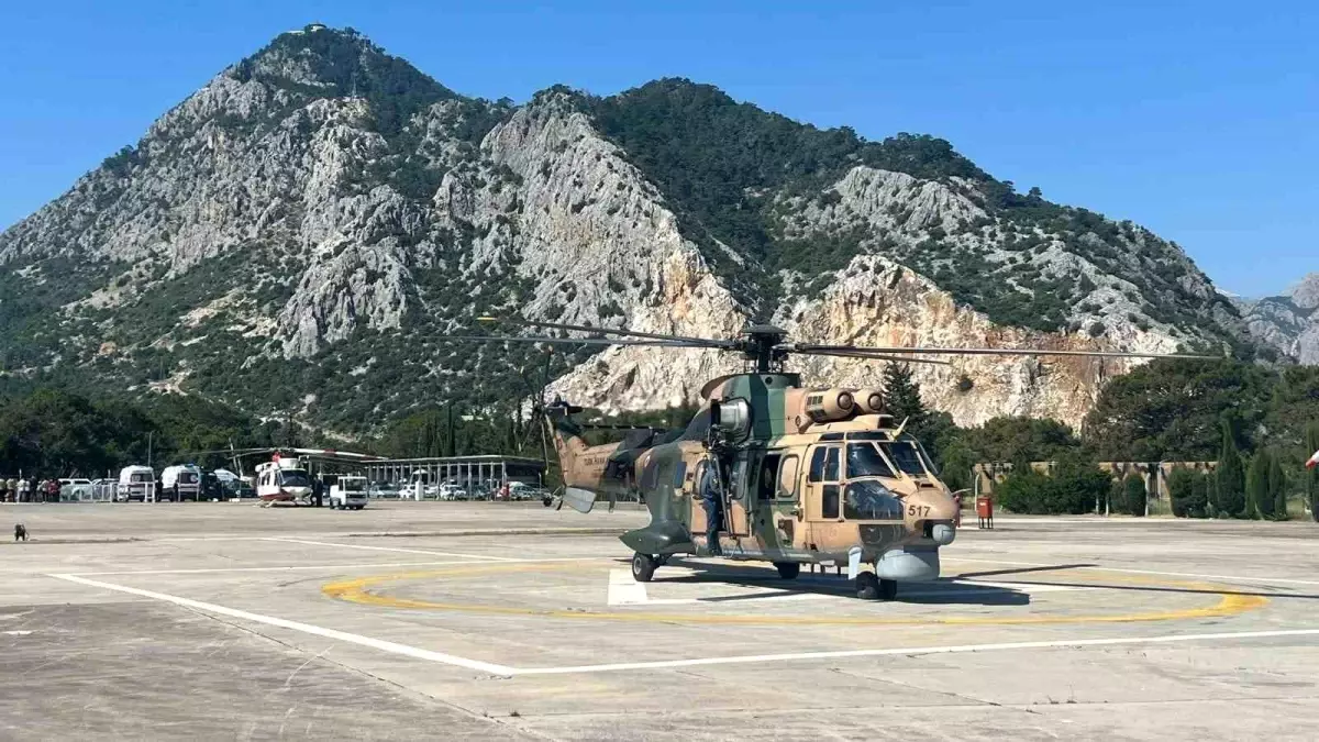 Antalya'daki Teleferik Kazasında Mahsur Kalanlar Kurtarılıyor - Haberler Antalya'daki Teleferik Kazasında Mahsur Kalanlar Kurtarılıyor - Haberler